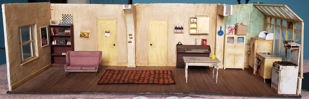 The Mini Bottom Flat Scale Model | Global Film Locations